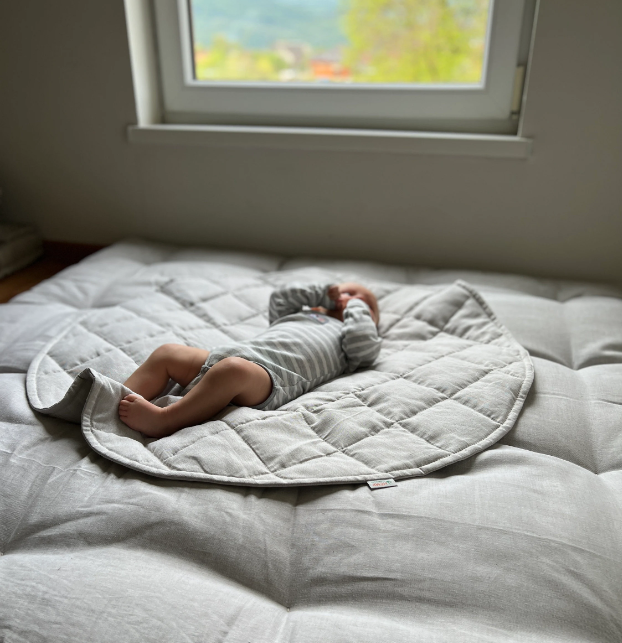 Organic Play mat filled HEMP Fiber in non-dyed linen fabric - gray ...